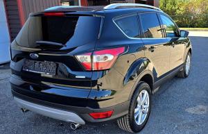 Melns Ford Kuga 2018 Kretinga, ar dzinēja tilpumu 1.50 L un nobraukumu 147 tūkst. km par 8750 €, foto 17 vietnē AUTOMOTO.COM.LV