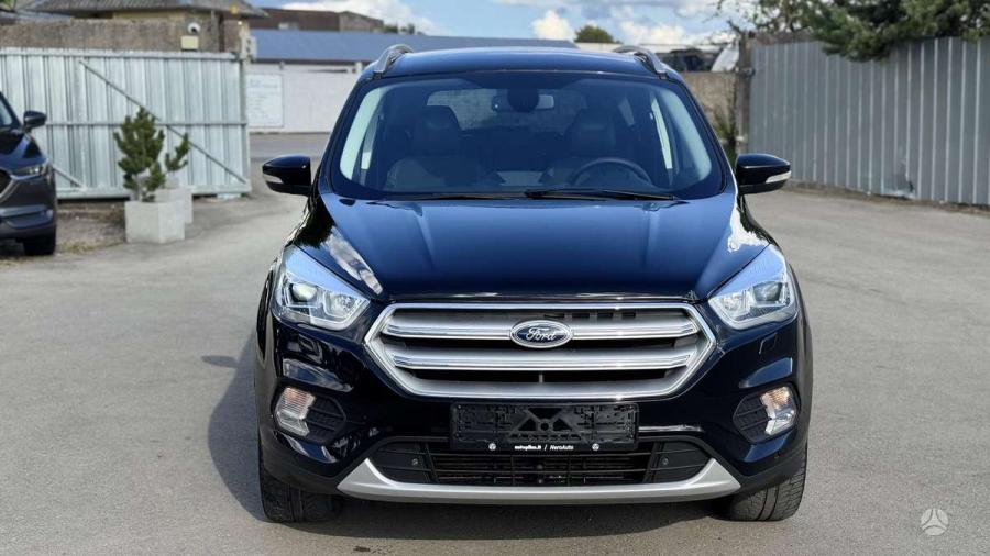 Black Ford Kuga 2018 in Telschi, with an engine capacity of 2.00 L and mileage of 198 thousand km for 10900 €, photo 5 on AUTOMOTO.COM.LV