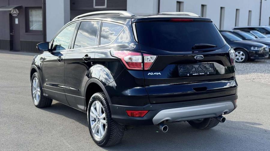 Black Ford Kuga 2018 in Telschi, with an engine capacity of 2.00 L and mileage of 198 thousand km for 10900 €, photo 8 on AUTOMOTO.COM.LV