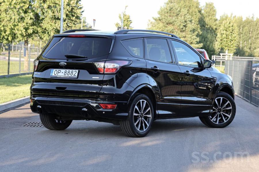 Black Ford Kuga 2018 in Jelgava, with an engine capacity of 1.50 L and mileage of 0 thousand km for 12990 €, photo 5 on AUTOMOTO.COM.LV