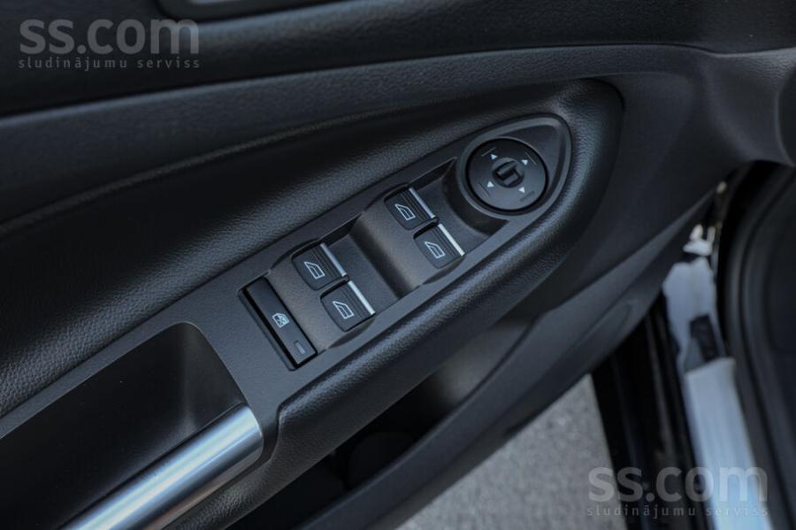 Black Ford Kuga 2018 in Jelgava, with an engine capacity of 1.50 L and mileage of 0 thousand km for 12990 €, photo 24 on AUTOMOTO.COM.LV