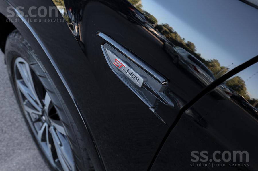 Black Ford Kuga 2018 in Jelgava, with an engine capacity of 1.50 L and mileage of 0 thousand km for 12990 €, photo 25 on AUTOMOTO.COM.LV