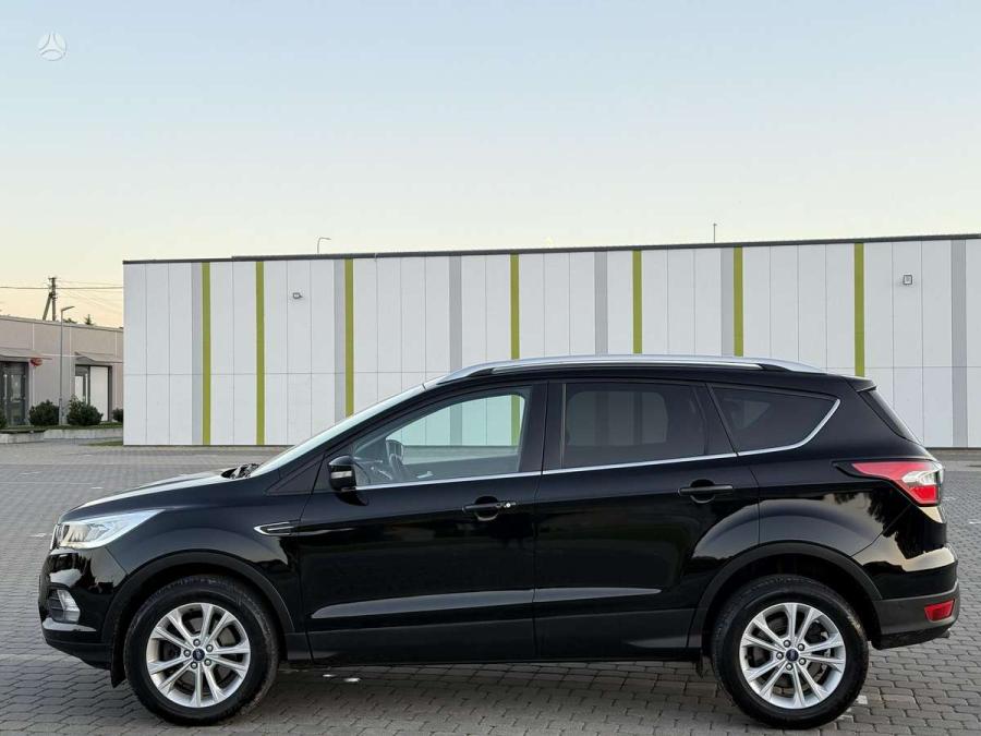 Melns Ford Kuga 2018 Raseiniai, ar dzinēja tilpumu 1.50 L un nobraukumu 173 tūkst. km par 9999 €, foto 11 vietnē AUTOMOTO.COM.LV