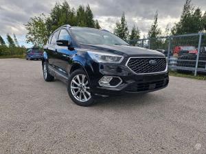 Melns Ford Kuga 2018 Pakruojis, ar dzinēja tilpumu 1.50 L un nobraukumu 195 tūkst. km par 9300 €, foto 3 vietnē AUTOMOTO.COM.LV