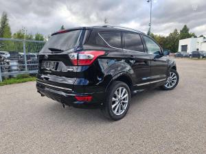Melns Ford Kuga 2018 Pakruojis, ar dzinēja tilpumu 1.50 L un nobraukumu 195 tūkst. km par 9300 €, foto 5 vietnē AUTOMOTO.COM.LV