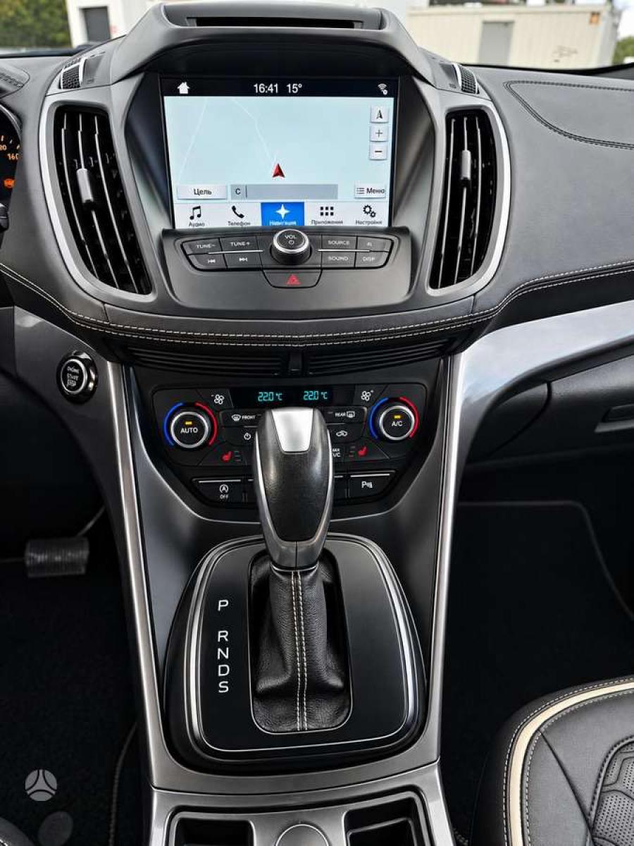 Melns Ford Kuga 2018 Pakruojis, ar dzinēja tilpumu 1.50 L un nobraukumu 195 tūkst. km par 9300 €, foto 12 vietnē AUTOMOTO.COM.LV