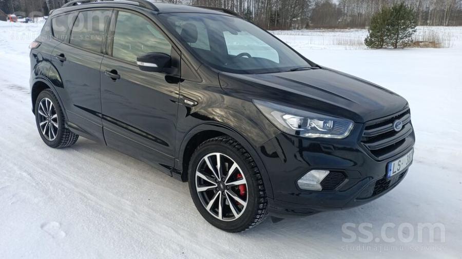 Black Ford Kuga 2019 in Riga, with an engine capacity of 2.00 L and mileage of 187 thousand km for 14500 €, photo 2 on AUTOMOTO.COM.LV
