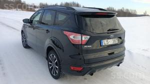 Black Ford Kuga 2019 in Riga, with an engine capacity of 2.00 L and mileage of 187 thousand km for 14500 €, photo 4 on AUTOMOTO.COM.LV