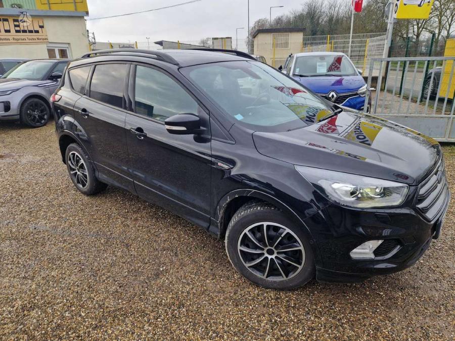 Melns Ford Kuga 2019 Tauragė, ar dzinēja tilpumu 1.50 L un nobraukumu 170 tūkst. km par 10300 €, foto 3 vietnē AUTOMOTO.COM.LV