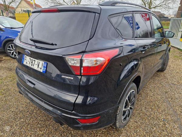 Black Ford Kuga 2019 in Taurage, with an engine capacity of 1.50 L and mileage of 170 thousand km for 10300 €, photo 9 on AUTOMOTO.COM.LV