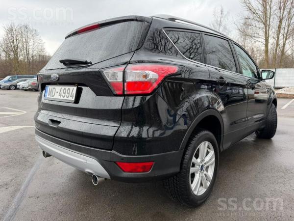 Melns Ford Kuga 2019 Rīga, ar dzinēja tilpumu 2.00 L un nobraukumu 81 tūkst. km par 14600 €, foto 2 vietnē AUTOMOTO.COM.LV