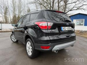 Melns Ford Kuga 2019 Rīga, ar dzinēja tilpumu 2.00 L un nobraukumu 81 tūkst. km par 14600 €, foto 4 vietnē AUTOMOTO.COM.LV
