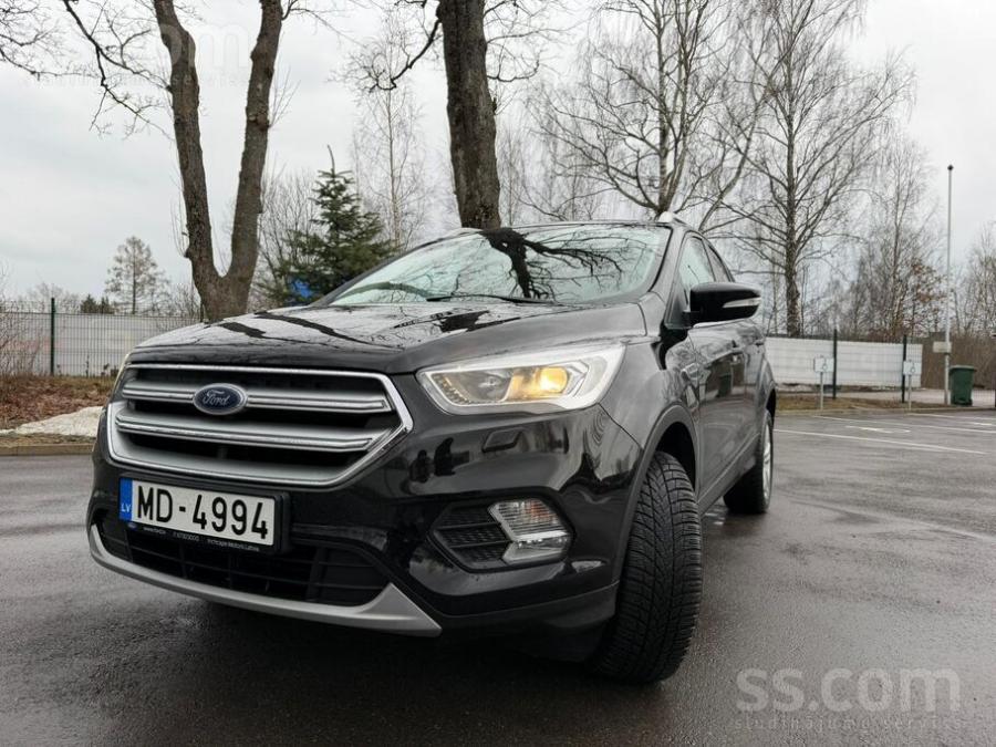 Melns Ford Kuga 2019 Rīga, ar dzinēja tilpumu 2.00 L un nobraukumu 81 tūkst. km par 14600 €, foto 5 vietnē AUTOMOTO.COM.LV