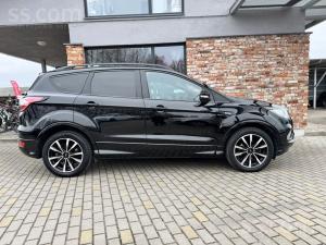 Melns Ford Kuga 2019 Talsi, ar dzinēja tilpumu 1.50 L un nobraukumu 164 tūkst. km par 13000 €, foto 4 vietnē AUTOMOTO.COM.LV