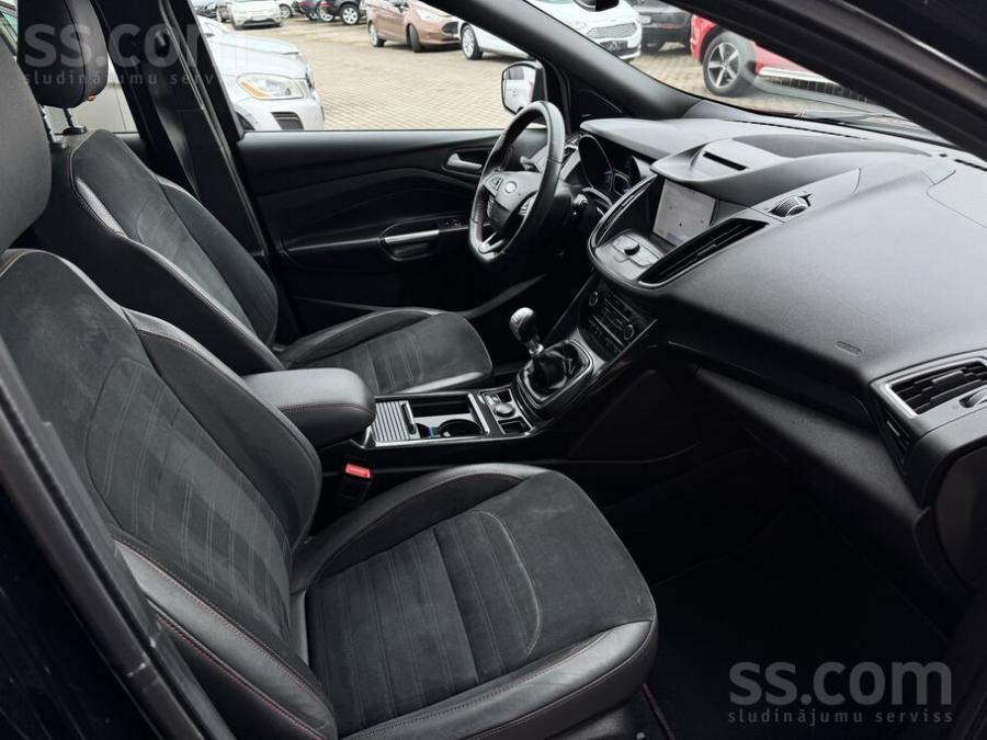 Melns Ford Kuga 2019 Talsi, ar dzinēja tilpumu 1.50 L un nobraukumu 164 tūkst. km par 13000 €, foto 11 vietnē AUTOMOTO.COM.LV