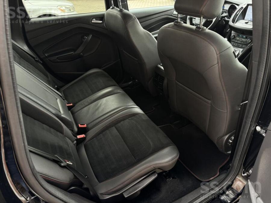 Melns Ford Kuga 2019 Talsi, ar dzinēja tilpumu 1.50 L un nobraukumu 164 tūkst. km par 13000 €, foto 12 vietnē AUTOMOTO.COM.LV
