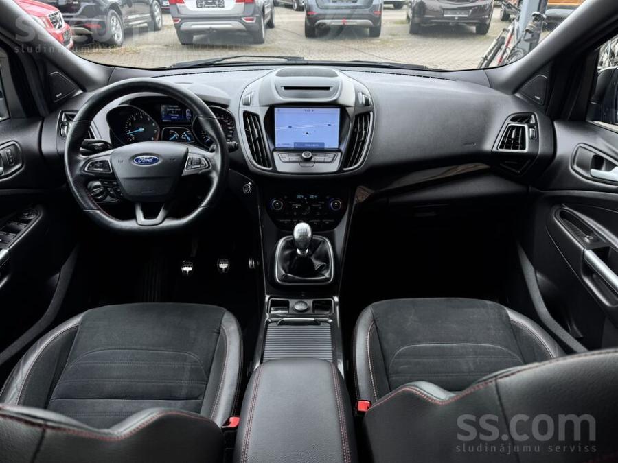 Melns Ford Kuga 2019 Talsi, ar dzinēja tilpumu 1.50 L un nobraukumu 164 tūkst. km par 13000 €, foto 13 vietnē AUTOMOTO.COM.LV