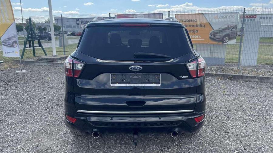 Black Ford Kuga 2019 in Marijampole, with an engine capacity of 2.00 L and mileage of 221 thousand km for 13900 €, photo 10 on AUTOMOTO.COM.LV