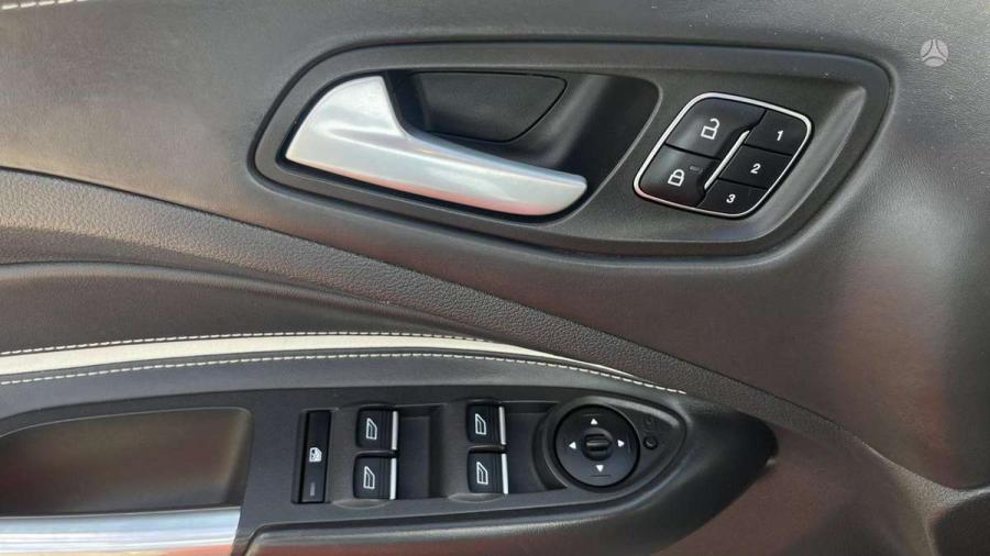 Black Ford Kuga 2019 in Marijampole, with an engine capacity of 2.00 L and mileage of 221 thousand km for 13900 €, photo 19 on AUTOMOTO.COM.LV