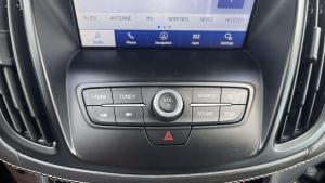 Black Ford Kuga 2019 in Marijampole, with an engine capacity of 2.00 L and mileage of 221 thousand km for 13900 €, photo 29 on AUTOMOTO.COM.LV