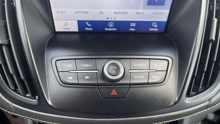 Black Ford Kuga 2019 in Marijampole, with an engine capacity of 2.00 L and mileage of 221 thousand km for 13900 €, photo 29 on AUTOMOTO.COM.LV