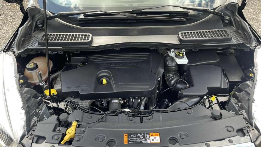 Black Ford Kuga 2019 in Marijampole, with an engine capacity of 2.00 L and mileage of 221 thousand km for 13900 €, photo 44 on AUTOMOTO.COM.LV