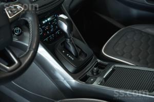 Black Ford Kuga 2019 in Riga, with an engine capacity of 1.50 L and mileage of 65 thousand km for 12990 €, photo 10 on AUTOMOTO.COM.LV