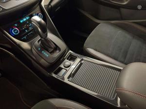 Black Ford Kuga 2019 in Marijampole, with an engine capacity of 1.50 L and mileage of 144 thousand km for 11999 €, photo 10 on AUTOMOTO.COM.LV