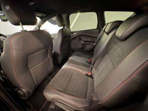 Black Ford Kuga 2019 in Marijampole, with an engine capacity of 1.50 L and mileage of 144 thousand km for 11999 €, photo 20 on AUTOMOTO.COM.LV