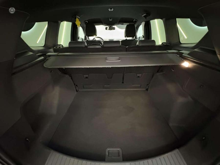 Black Ford Kuga 2019 in Marijampole, with an engine capacity of 1.50 L and mileage of 144 thousand km for 11999 €, photo 23 on AUTOMOTO.COM.LV