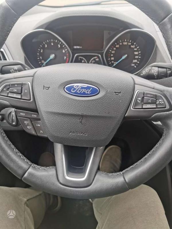 Black Ford Kuga 2019 in Kaunas, with an engine capacity of 1.50 L and mileage of 90 thousand km for 12700 €, photo 7 on AUTOMOTO.COM.LV
