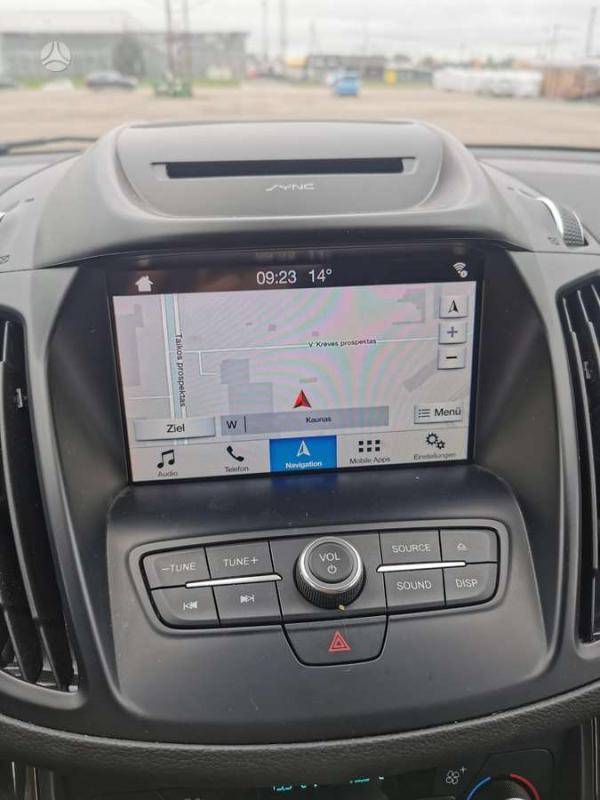 Black Ford Kuga 2019 in Kaunas, with an engine capacity of 1.50 L and mileage of 90 thousand km for 12700 €, photo 9 on AUTOMOTO.COM.LV