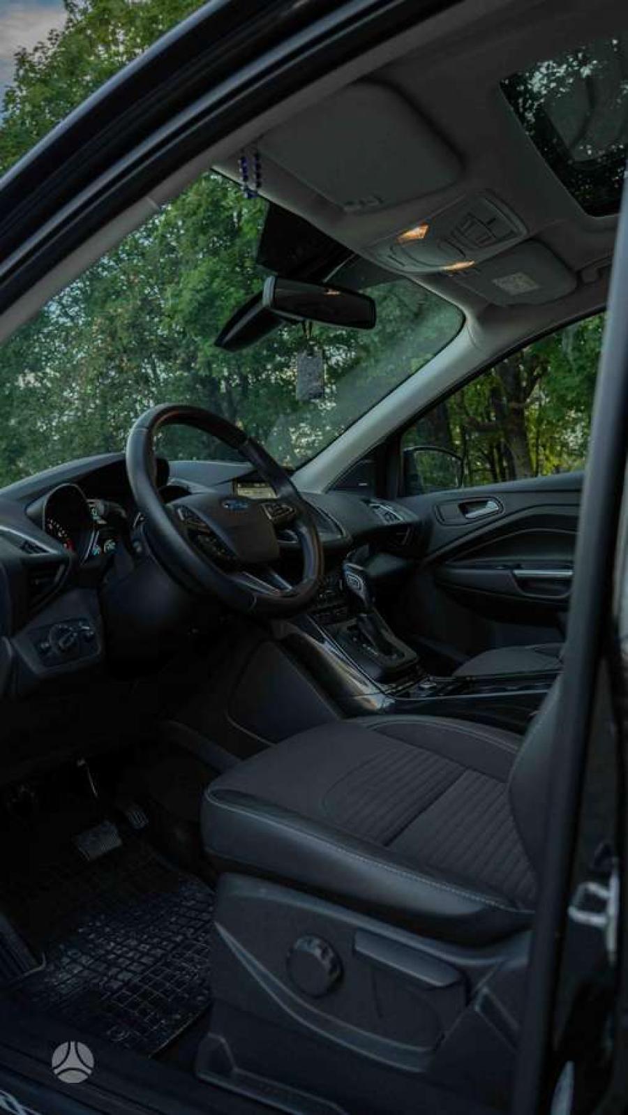 Melns Ford Kuga 2019 Viļņa, ar dzinēja tilpumu 1.50 L un nobraukumu 62 tūkst. km par 15300 €, foto 13 vietnē AUTOMOTO.COM.LV