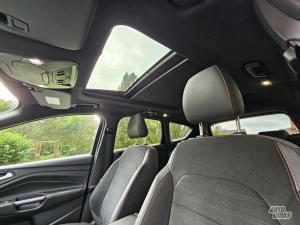 Black Ford Kuga 2019 in Ariogala, with an engine capacity of 1.50 L and mileage of 156 thousand km for 7000 €, photo 15 on AUTOMOTO.COM.LV