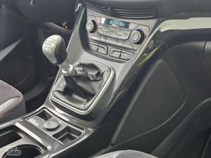 Black Ford Kuga 2019 in Ariogala, with an engine capacity of 1.50 L and mileage of 156 thousand km for 7000 €, photo 19 on AUTOMOTO.COM.LV