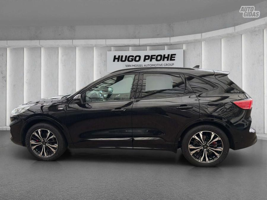 Black Ford Kuga 2020 in Kaunas, with an engine capacity of 2.00 L and mileage of 71 thousand km for 25954 €, photo 2 on AUTOMOTO.COM.LV