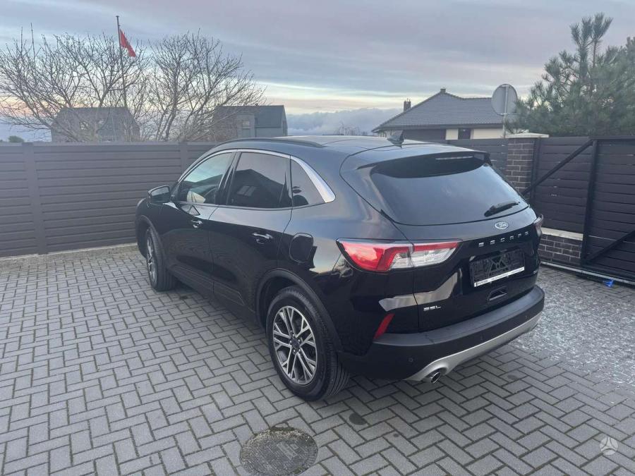 Melns Ford Kuga 2020 Klaipėda, ar dzinēja tilpumu 1.50 L un nobraukumu 39 tūkst. km par 15700 €, foto 6 vietnē AUTOMOTO.COM.LV
