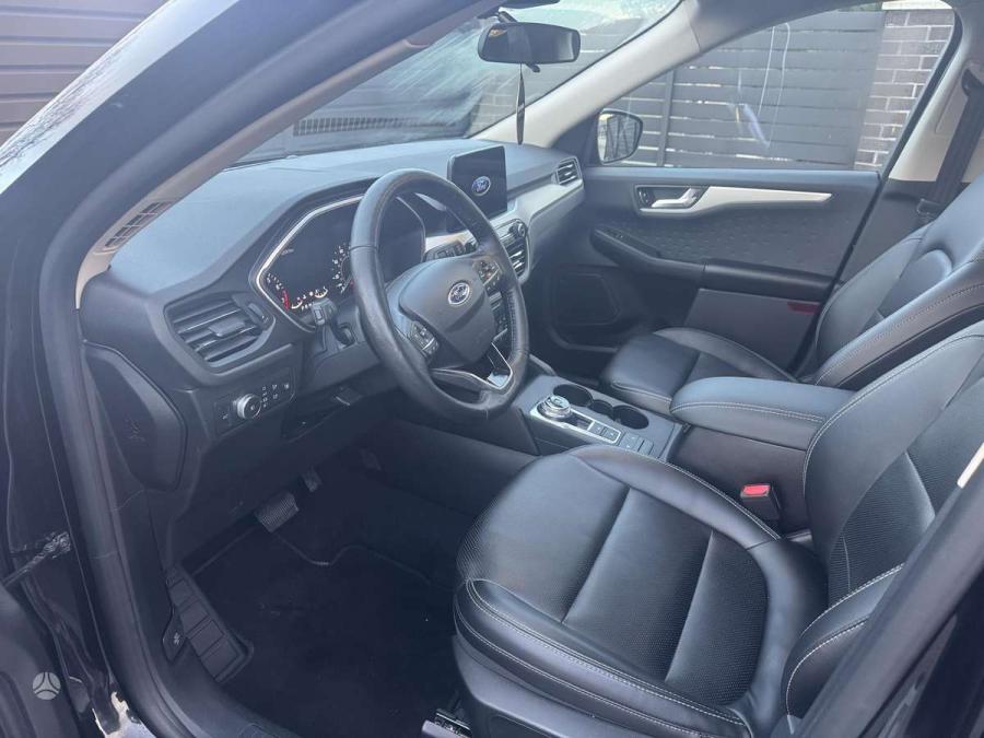 Melns Ford Kuga 2020 Klaipėda, ar dzinēja tilpumu 1.50 L un nobraukumu 39 tūkst. km par 15700 €, foto 14 vietnē AUTOMOTO.COM.LV