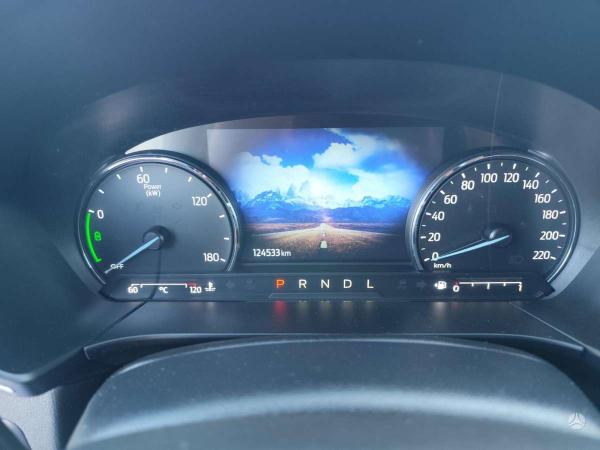Melns Ford Kuga 2020 Šauļi, ar dzinēja tilpumu 2.50 L un nobraukumu 125 tūkst. km par 16900 €, foto 10 vietnē AUTOMOTO.COM.LV