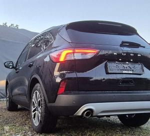 Black Ford Kuga 2020 in Kaunas, with an engine capacity of 2.49 L and mileage of 88 thousand km for 14800 €, photo 4 on AUTOMOTO.COM.LV