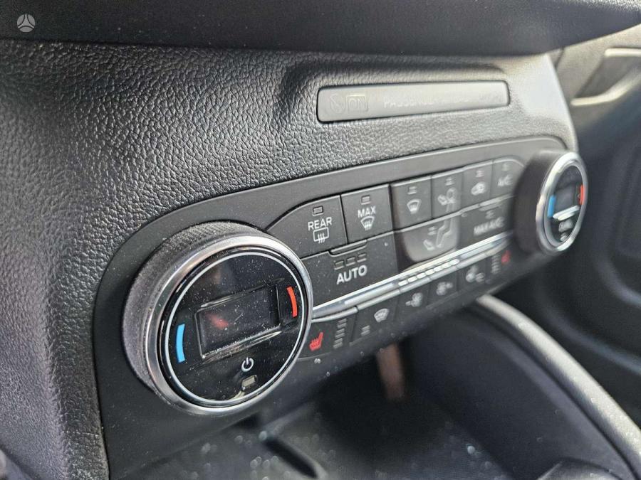 Melns Ford Kuga 2020 Kauņa, ar dzinēja tilpumu 2.49 L un nobraukumu 94 tūkst. km par 7999 €, foto 10 vietnē AUTOMOTO.COM.LV