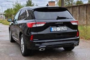 Черный Форд Куга 2020 в Рига, объемом двигателя 2.00 л и пробегом 190 тыс. км за 16700 €, фото 5 на AUTOMOTO.COM.LV