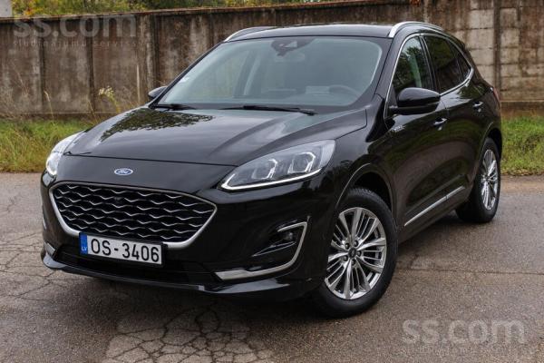 Black Ford Kuga 2020 in Riga, with an engine capacity of 2.00 L and mileage of 190 thousand km for 16700 €, photo 1 on AUTOMOTO.COM.LV