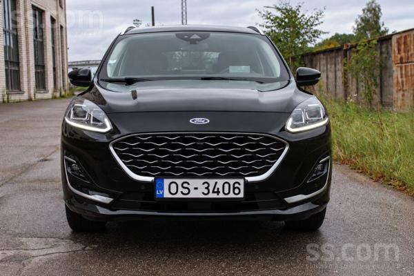 Black Ford Kuga 2020 in Riga, with an engine capacity of 2.00 L and mileage of 190 thousand km for 16700 €, photo 10 on AUTOMOTO.COM.LV