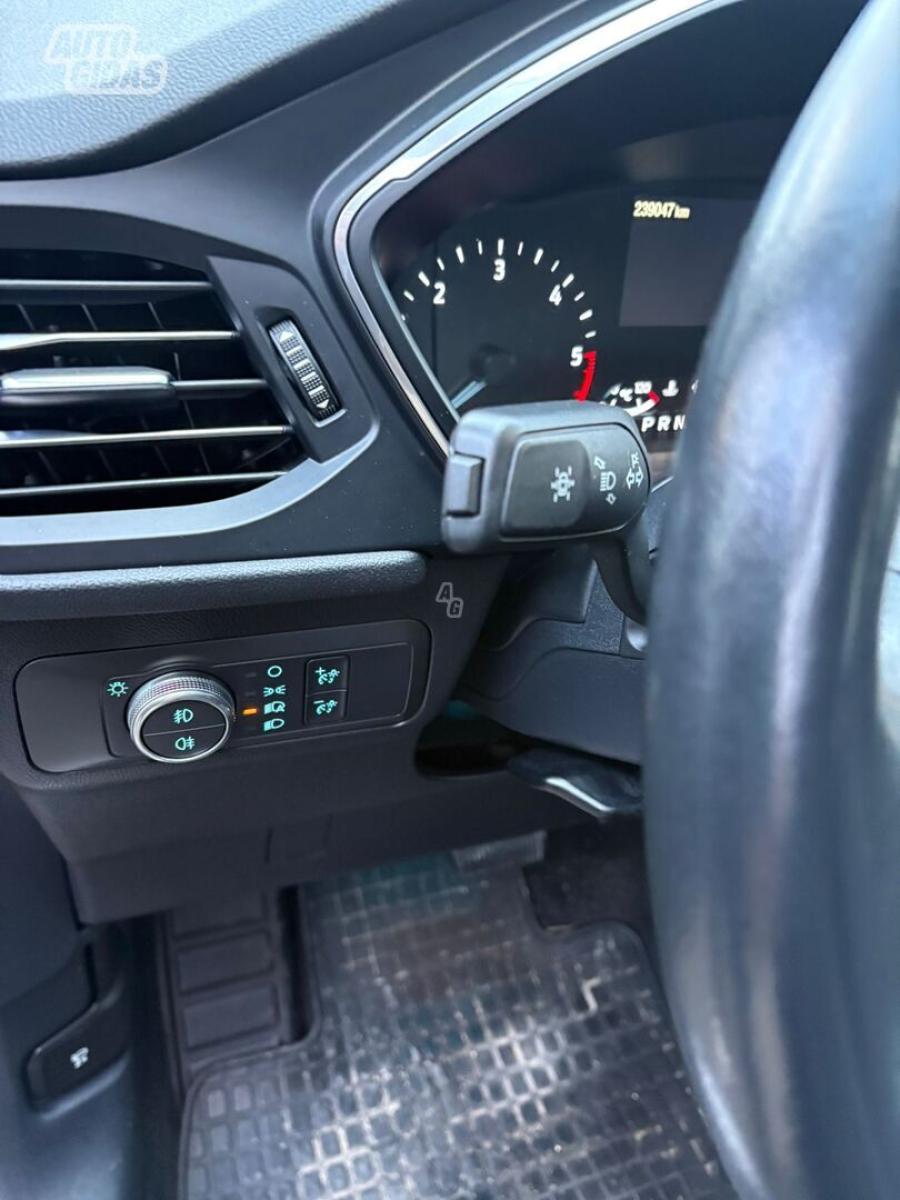 Black Ford Kuga 2021 in Klaipeda, with an engine capacity of 2.00 L and mileage of 239 thousand km for 14500 €, photo 15 on AUTOMOTO.COM.LV