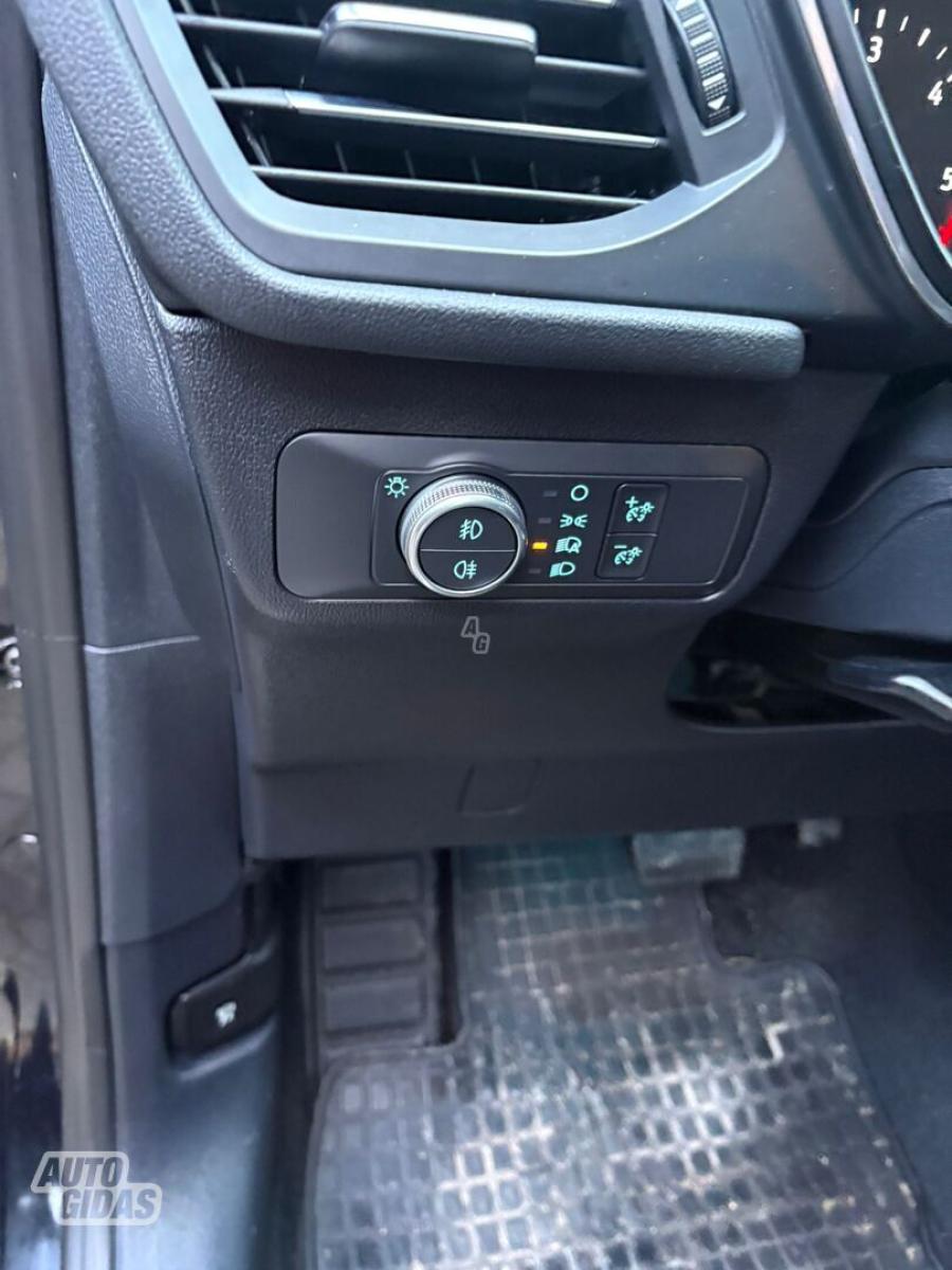 Black Ford Kuga 2021 in Klaipeda, with an engine capacity of 2.00 L and mileage of 239 thousand km for 14500 €, photo 16 on AUTOMOTO.COM.LV
