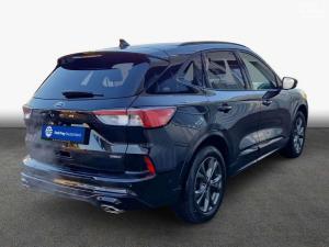 Black Ford Kuga 2021 in Kaunas, with an engine capacity of 2.50 L and mileage of 31 thousand km for 29033 €, photo 2 on AUTOMOTO.COM.LV