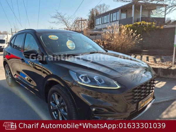 Black Ford Kuga 2021 in Kaunas, with an engine capacity of 2.50 L and mileage of 55 thousand km for 26726 €, photo 1 on AUTOMOTO.COM.LV