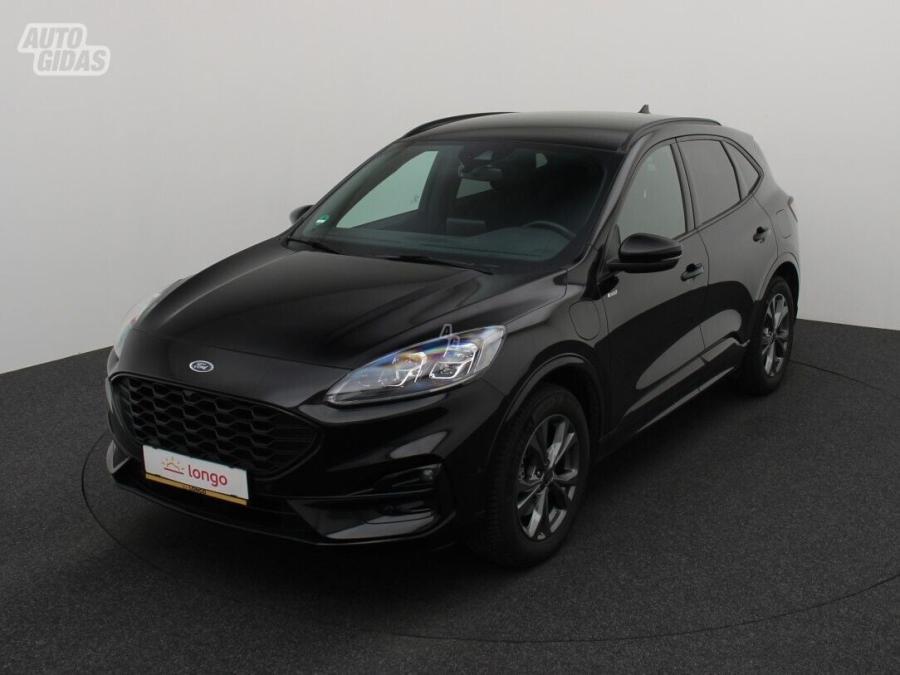 Black Ford Kuga 2021 in Vilnius, with an engine capacity of 2.50 L and mileage of 180 thousand km for 19399 €, photo 1 on AUTOMOTO.COM.LV