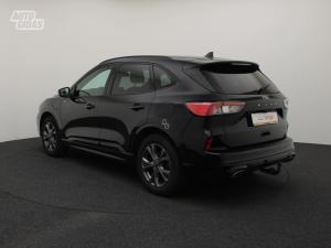 Black Ford Kuga 2021 in Vilnius, with an engine capacity of 2.50 L and mileage of 180 thousand km for 19399 €, photo 7 on AUTOMOTO.COM.LV